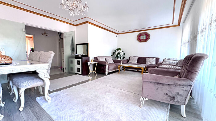 Évry, Le Mousseau : Appartement 5 pièces à vendre