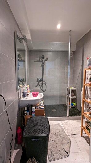 Appartement à louer - Riedisheim, Centre-ville - 3 pièces - 2 chambres