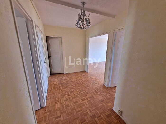Appartement 3 pièces à louer à Sainte Geneviève ZUS, Auxerre