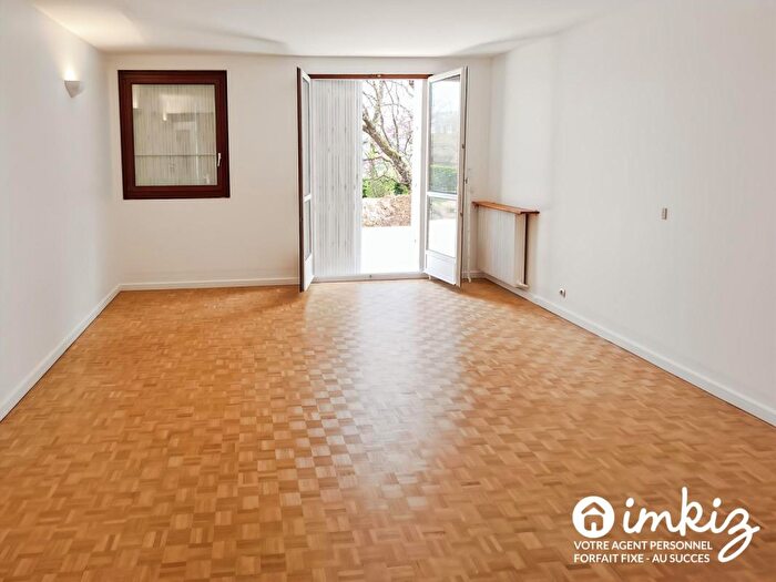 Appartement à vendre - Chatou, Est - 2 pièces - 1 chambre