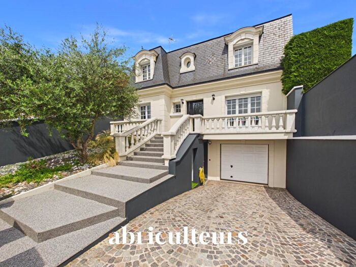 Maison 6 pièces à vendre - Ormesson-sur-Marne