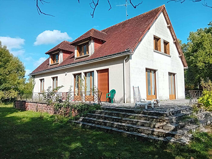 Maison à vendre - Montbazon - 8 pièces - 5 chambres