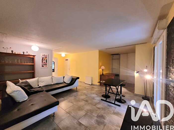 Appartement à louer - Nîmes, Gare - 2 pièces - 1 chambre