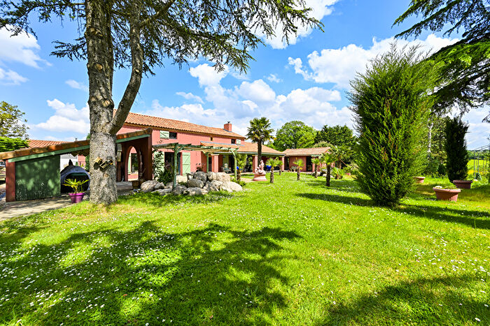 Maison à vendre - Le May-sur-Èvre - 5 pièces - 3 chambres