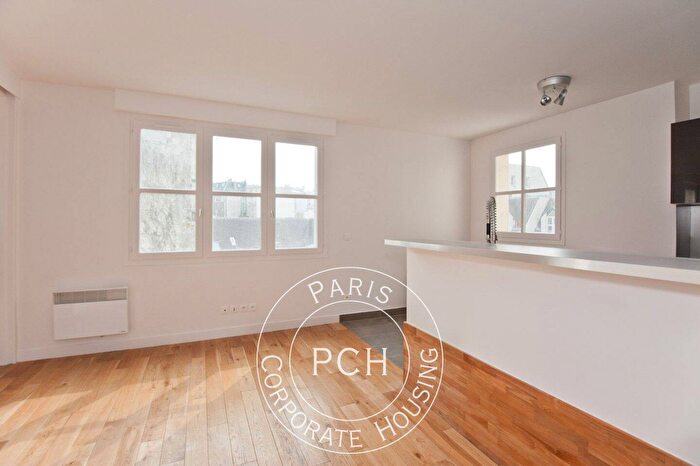 Appartement à louer - Archives, Paris ème arrondissement - 2 pièces - 1 chambre