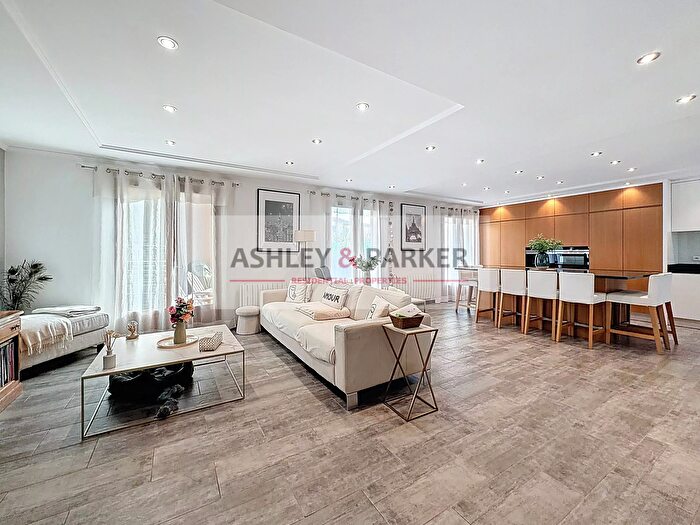 Maison à vendre - Le Cannet, Rocheville, Colombier, Campelières - 4 pièces - 3 chambres