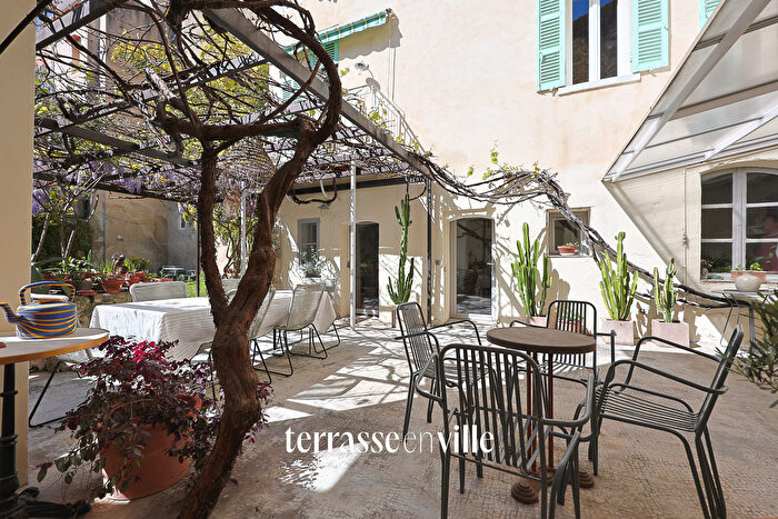 Appartement 9 pièces à vendre - La Ciotat, Centre-ville
