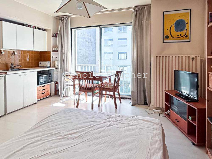 Appartement 1 pièce à vendre à Paris 11ème, République, Saint-Ambroise
