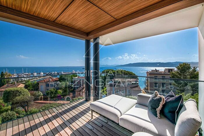 Appartement à vendre - Antibes, Juan-les-Pins, Le Cap - 4 pièces - 3 chambres