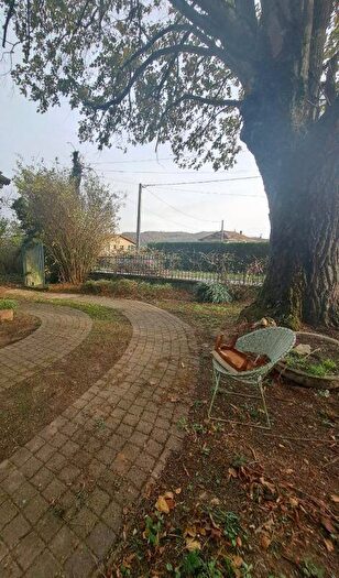 Appartement à louer - La Motte-de-Galaure - 2 pièces - 1 chambre