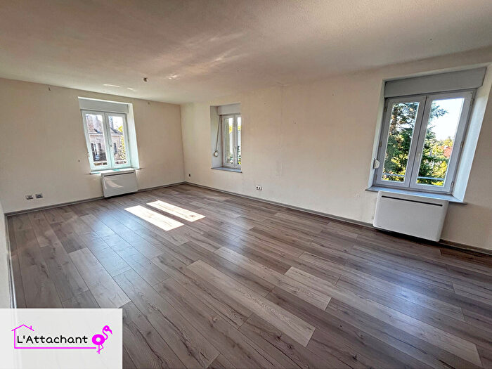 Aillevillers-et-Lyaumont : Appartement 4 pièces à louer