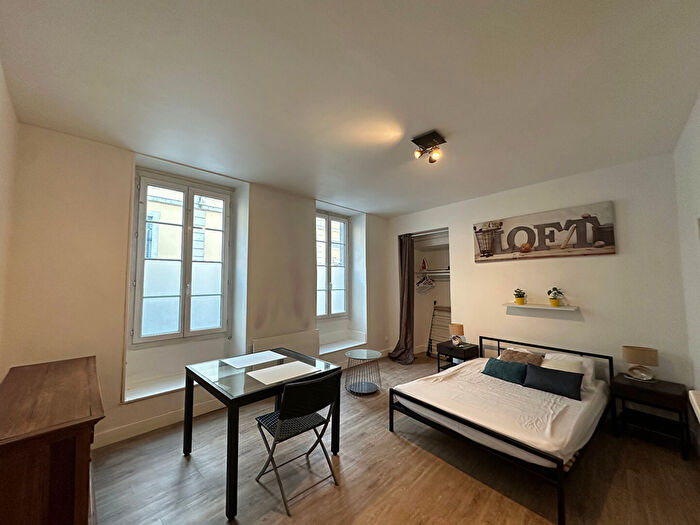 Pau, Centre-ville - Appartement 1 pièce à louer