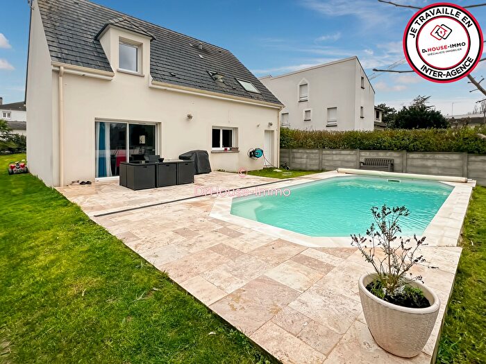 Maison à vendre - Villemoisson-sur-Orge - 6 pièces - 4 chambres