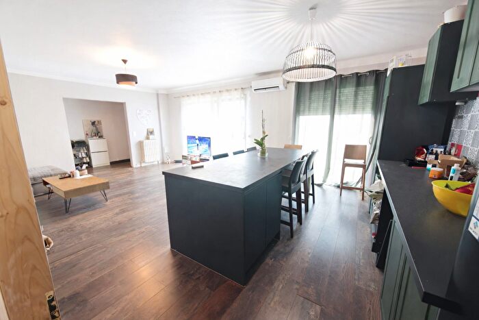 Maison à vendre - Frontignan - 5 pièces - 4 chambres