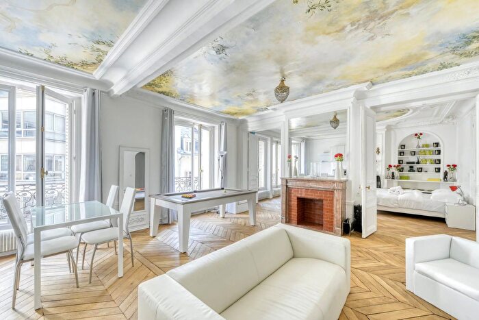 Paris 8ème, Saint-Philippe du Roule : Appartement 4 pièces à louer