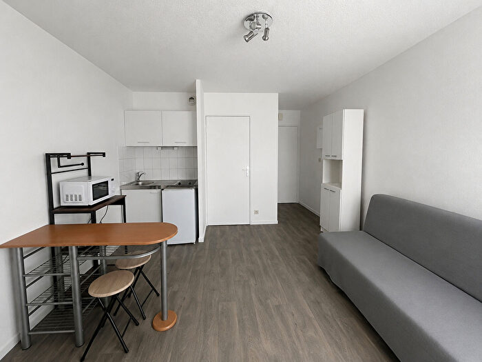 Clermont-Ferrand, Delille, Cathédrale, La Gare : Appartement 1 pièce à louer