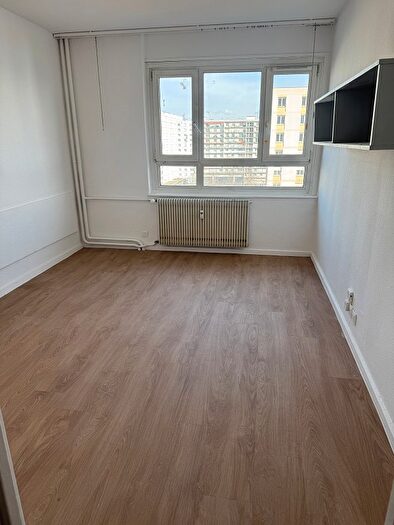 Appartement à louer - Strasbourg, LEsplanade, Citadelle - 1 pièce