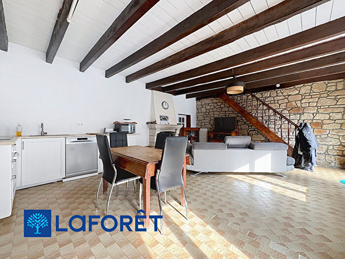 Maison à vendre - Melrand - 3 pièces - 2 chambres