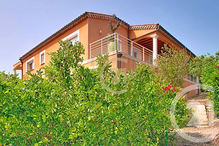 Maison à vendre - Beaucaire, Ugernum - 7 pièces - 4 chambres