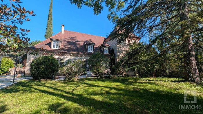 Maison à vendre - Pradines - 8 pièces - 5 chambres