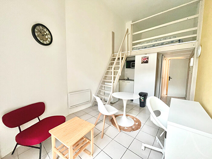 Appartement à louer - Metz, Les Iles - 1 pièce