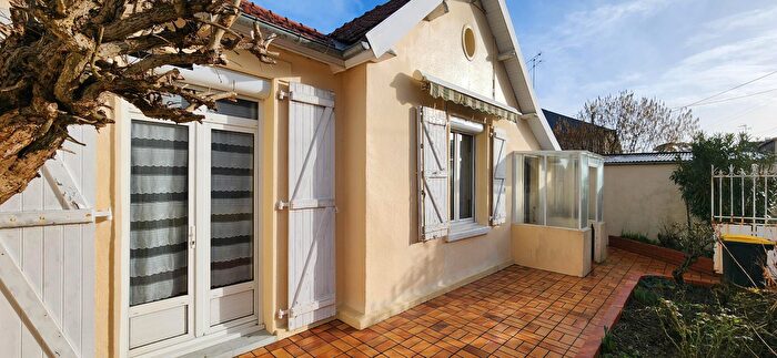 Maison à vendre - Laval, Hilard - 3 pièces - 2 chambres