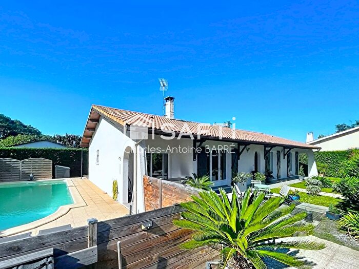 Maison 5 pièces à vendre à Arès