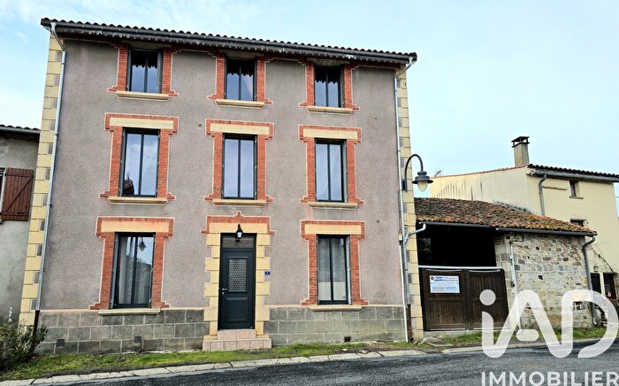 Maison à vendre - Moissat - 7 pièces - 6 chambres