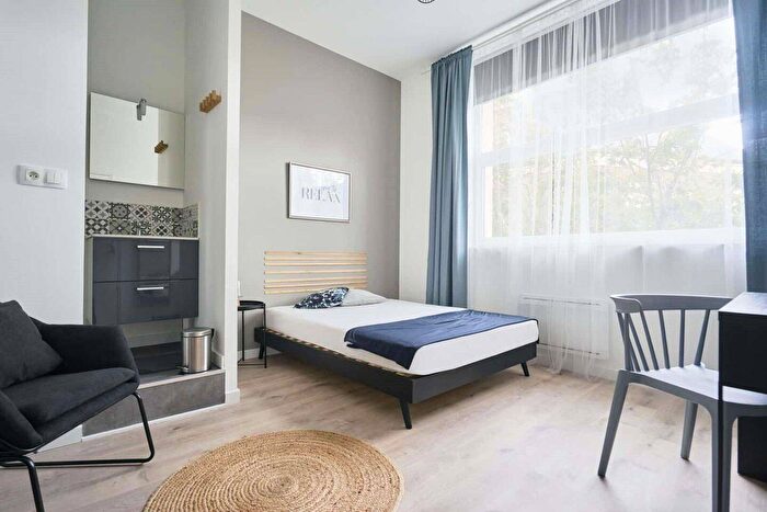 Appartement 1 pièce à Centre Ville, Amiens, à louer