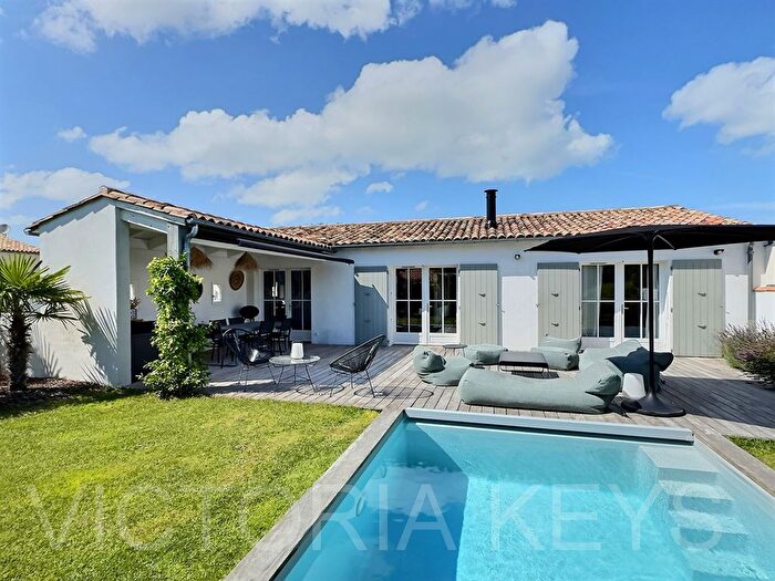 Maison à vendre - Le Bois-Plage-en-Ré - 9 pièces - 3 chambres