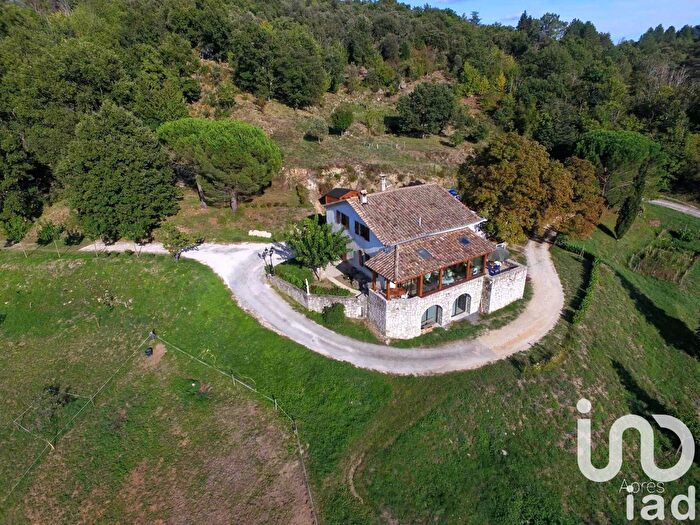 Maison à vendre - Saint-Bonnet-de-Salendrinque - 6 pièces - 3 chambres