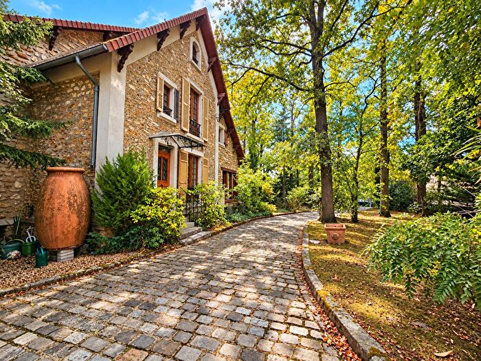 Beauchamp - Maison 6 pièces à vendre