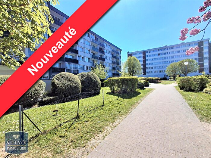 Appartement à vendre - Trappes, La Plaine de Neauphle - 4 pièces - 3 chambres