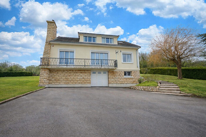 Maison à vendre - Juziers - 10 pièces - 5 chambres