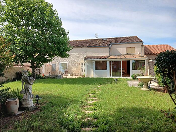 Jazennes : Maison 4 pièces à vendre