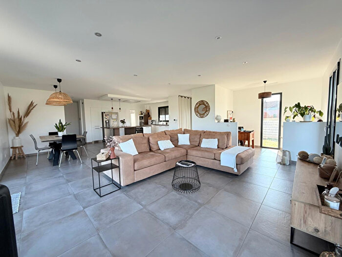 Maison 5 pièces à vendre à Marquefave