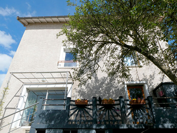 Maison à vendre - Maringes - 7 pièces - 3 chambres