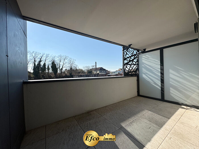 Appartement à vendre - Saint-Louis, Centre-ville - 3 pièces - 2 chambres