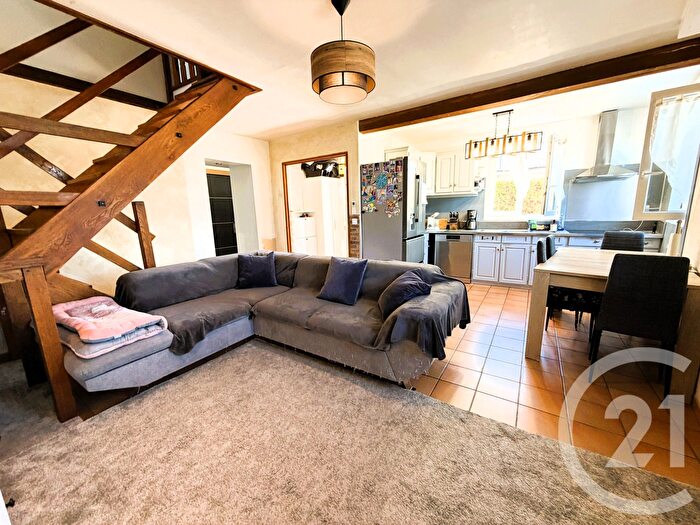 Maison 4 pièces à vendre à Saint-Mesmes