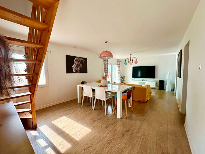 Maison à vendre - Septèmes-les-Vallons - 4 pièces - 3 chambres