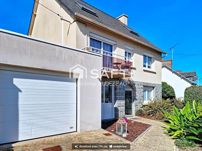 Maison 9 pièces à vendre à Pléneuf-Val-André