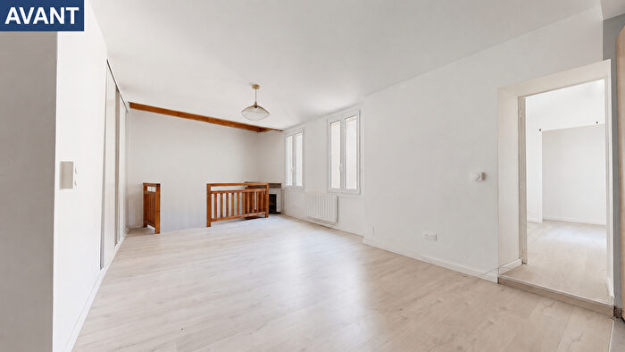 Appartement 3 pièces à Villefranche-sur-Saône, Centre-ville, à vendre