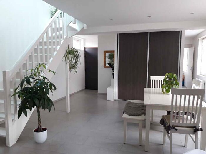 Appartement à louer - Arras - 4 pièces - 2 chambres