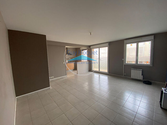 Appartement à louer - Saint-Georges-sur-Baulche - 3 pièces - 2 chambres