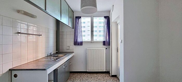 Centre Ville-Quai Jean Jaurès, Alès - Appartement 3 pièces à louer