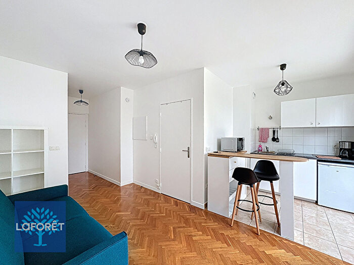 Appartement à louer - Évry, Bras de Fer - 1 pièce