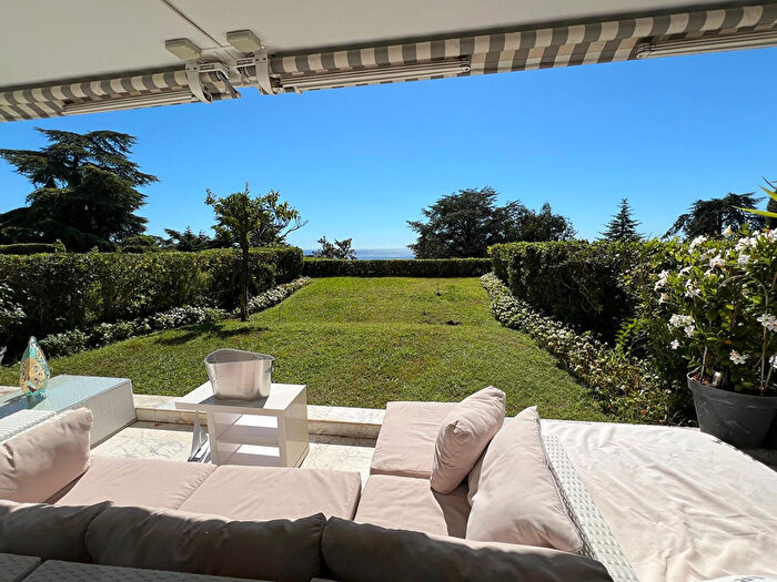 Appartement 3 pièces à Cannes, Croix des Gardes, à vendre