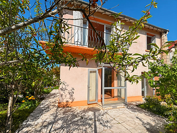 Verrières-le-Buisson, Tournelle : Maison 4 pièces à vendre