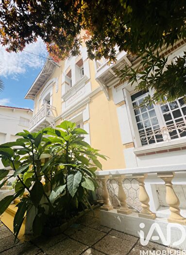 Maison à vendre - Saint-Georges-de-Didonne, Centre-ville - 6 pièces - 5 chambres