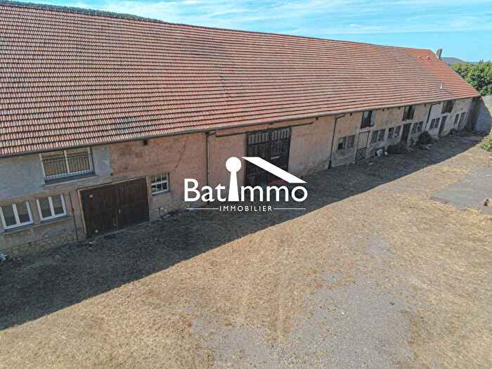 Corny-sur-Moselle : Maison 7 pièces à vendre